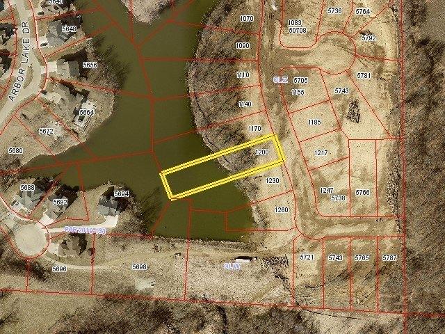 1200 Arbor Woods Dr, Pleasant Hill, IA 50327