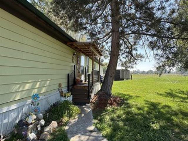 1200 Artesian Rd Trlr 36, Eagle, ID 83616