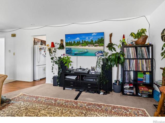 1200 Ash Drive