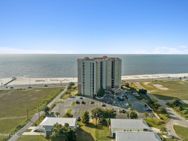 1200 Beach Dr, Unit 104, Gulfport, MS 39507 | MLS #4138