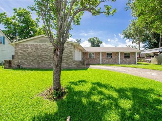 1200 Bellevue Dr, Laplace, LA 70068