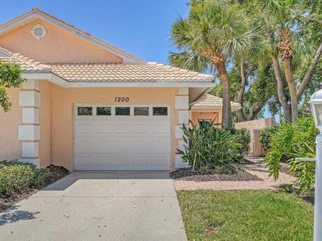 1200 Berkshire Cir, Venice, FL 34292