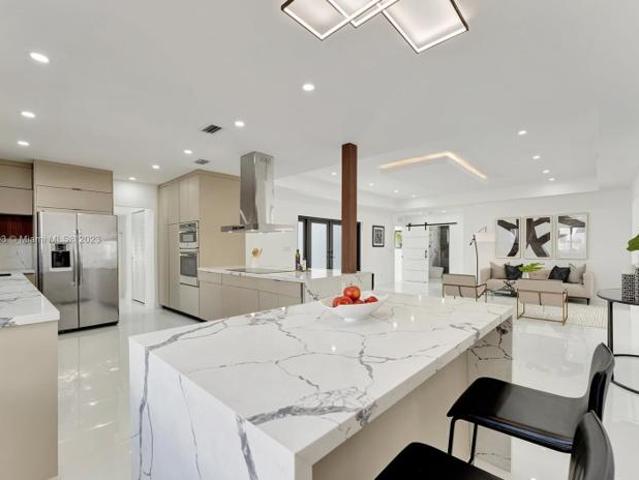 1200 Cleveland Rd, Miami Beach, FL 33141