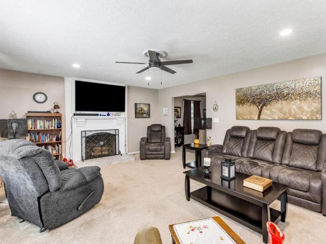 1200 Clovernook Drive