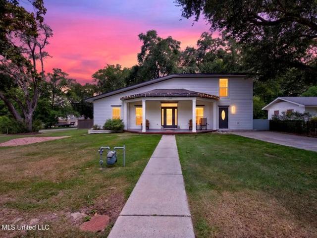 1200 College St, Gulfport, MS 39507