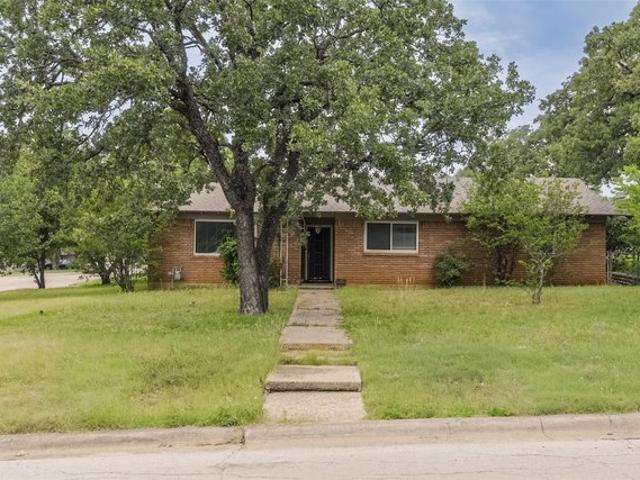 1200 Desiree Ln, Hurst, TX 76053