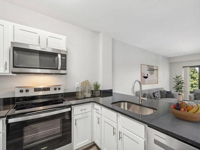 1200 Elm St, Manchester, NH 03101