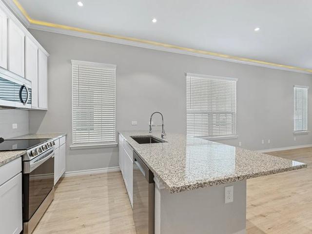 1200 Good Ln, Denton, TX 76209