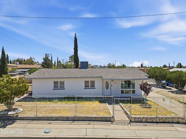 1200 Hunter Dr, El Paso, TX 79915