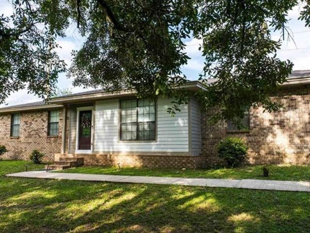 1200 Hidden Terrace Dr, Cantonment, FL 32533