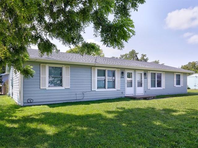 1200 Laurel St, Dallas Center, IA 50063