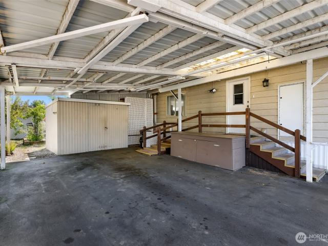 1200 Lincoln Street # 406