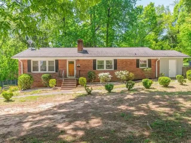 1200 Lockland Ave, Winston Salem, NC 27103 MLS 1140433