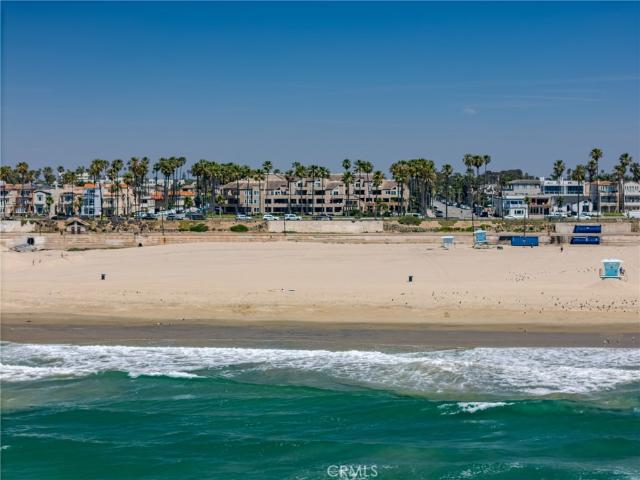 1200 Pacific Coast Hwy, Huntington Beach, CA 92648 | MLS #OC26075 | Compass