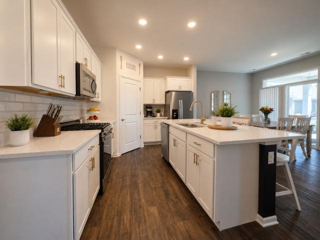 1200 Redtail Circle