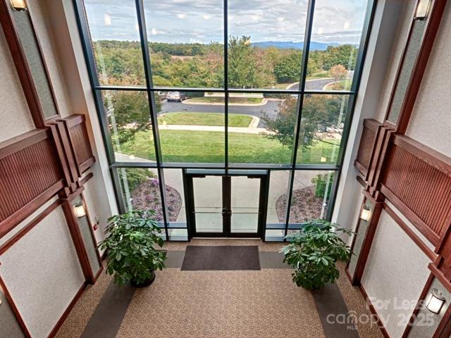 1200 Ridgefield Boulevard # 200