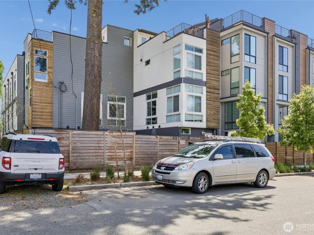 1200 st Ave NE # G