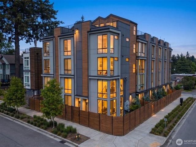 1200 st Ave NE, Seattle, WA 98125