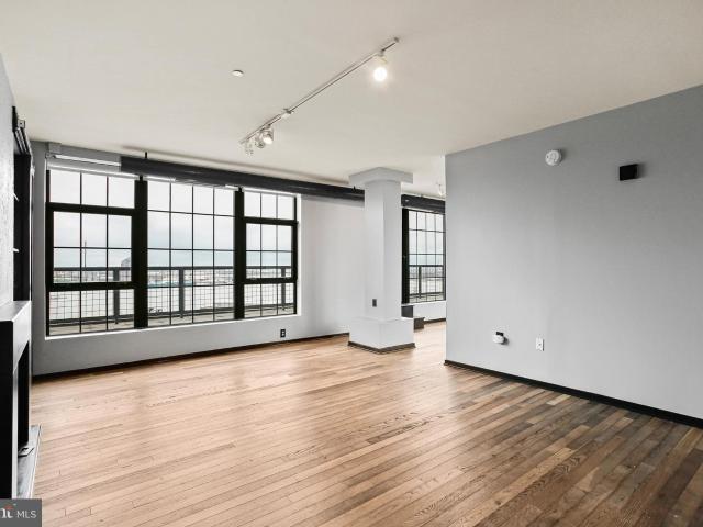 1200 Steuart St, Unit 1913, Baltimore, MD 21230 | MLS #MDBA2154 | Compass