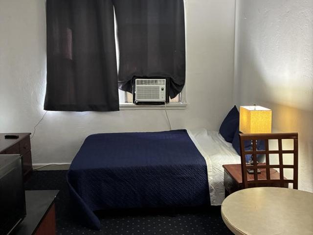 $1200 ️STUDIOS WITH STYLE IN MIAMI BEACH! MONT
