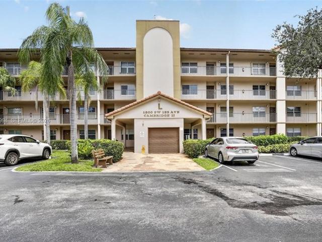1200 SW 125th Ave Unit 410L, Pembroke Pines, FL 33027