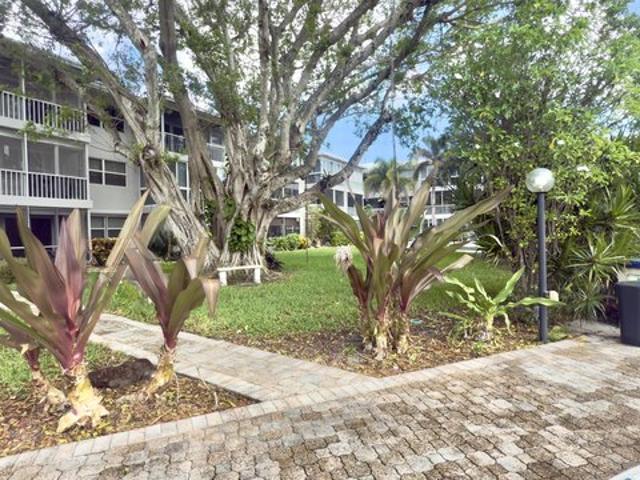 1200 SW 12th St Apt 305, Fort Lauderdale, FL 33315