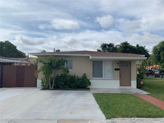 1200 SW 31st Ave, Miami, FL 33135