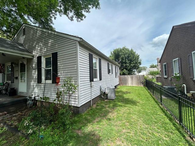1200 S 10th Street
