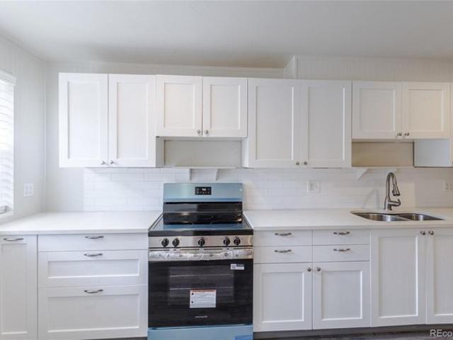 1200 S Monaco St Pkwy Unit 17, Denver, CO 80224