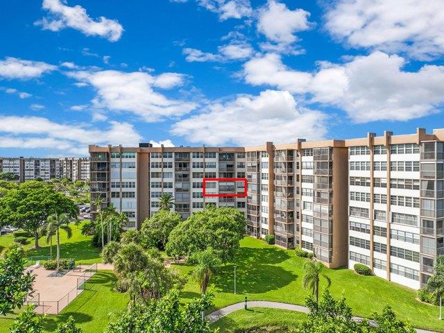 1200 Saint Charles Pl Apt 509, Pembroke Pines, FL 33026
