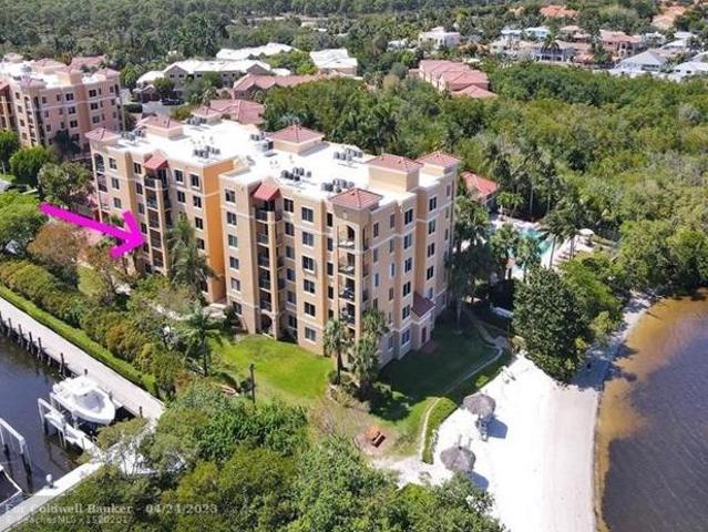 1200 Scotia Dr #306, Hypoluxo, FL 33462