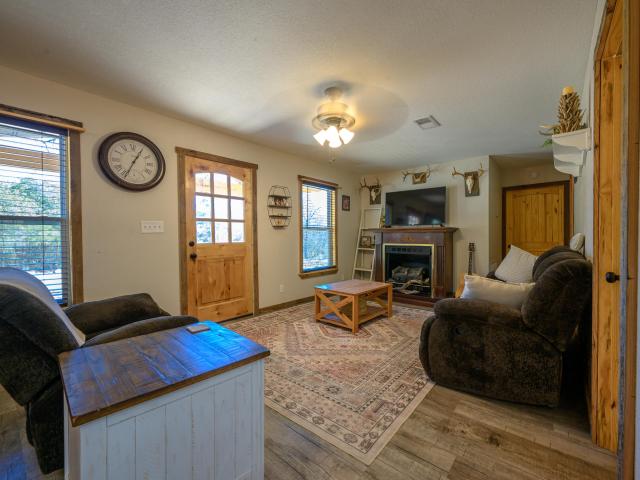 1200 Skyview Lane