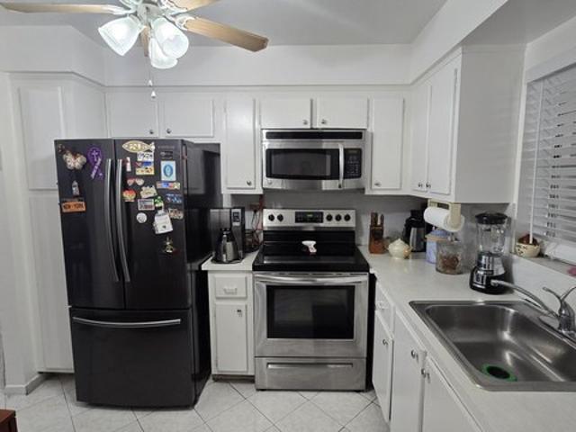 1200 Tallwood Ave Apt 305, Hollywood, FL 33021