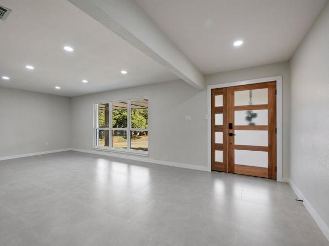 1200 Tanglewood Trail