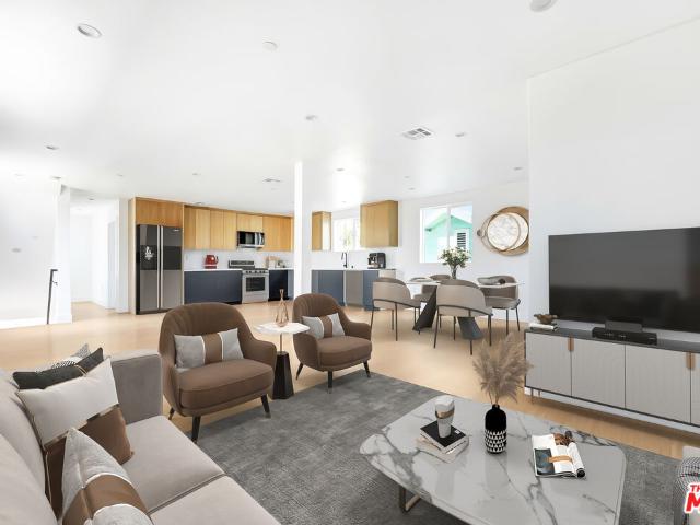 1200 W 38th St, Los Angeles, CA 90037 | MLS #26831