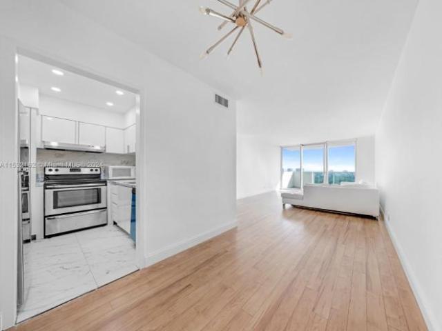 1200 West Ave #1209, Miami Beach, FL 33139