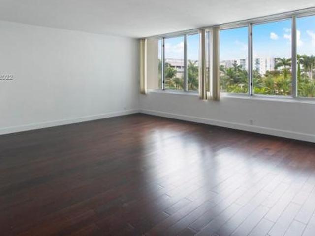 1200 West Ave #314 Miami Beach, FL 33139