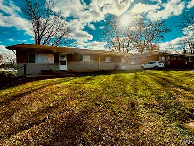 1200 1 Chargene St, Charles, MO 63301 | Compass