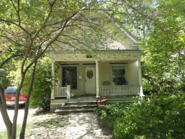 $1200 / 4br Wonderful 4 Bedroom Home 443 S. 30th map
