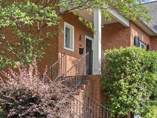 1200A Cedar Ln