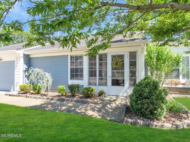 1200B Thornbury Ln, Manchester, NJ 08759