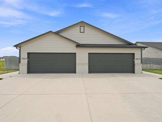 12013 12 W Fontana St, Maize, KS 67205