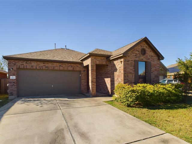 12013 Oaklynn Ct, Manor, TX 78653 | MLS #3280 | Compass