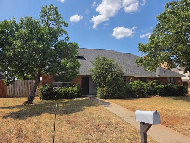 12013 Shady Trail Ln, Oklahoma City, OK 73120