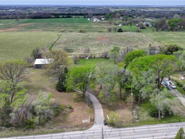 12010 S Moonlight Rd, Olathe, KS 66061 | MLS #2617 | Compass
