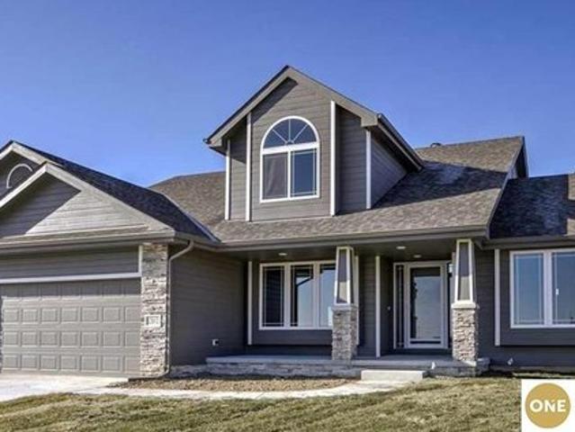 12012 S 44th St, Bellevue, NE 68123