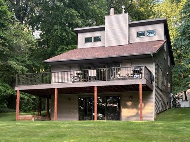 12017 Lilac Ln, Dowling, MI 49050