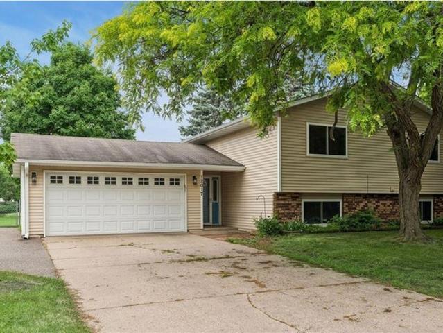 12017 Pennsylvania Ave N, Champlin, MN 55316