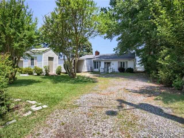 12017 Roane AVE