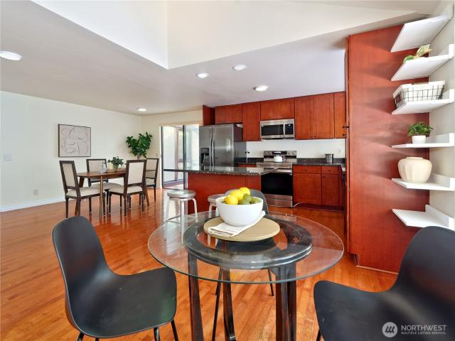 12015 NE 161st Street